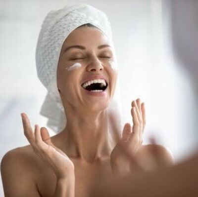 Say Goodbye to Sun Damage and Lack of Hydration: The Secret to Keeping